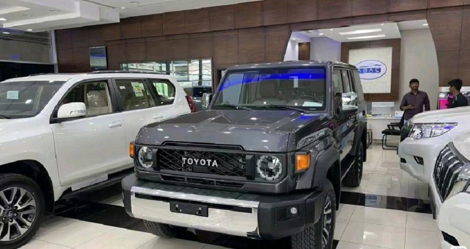 2024款“陆巡LC76”国内开售，配4.0L汽油机+6AT，售价超60万_腾讯新闻