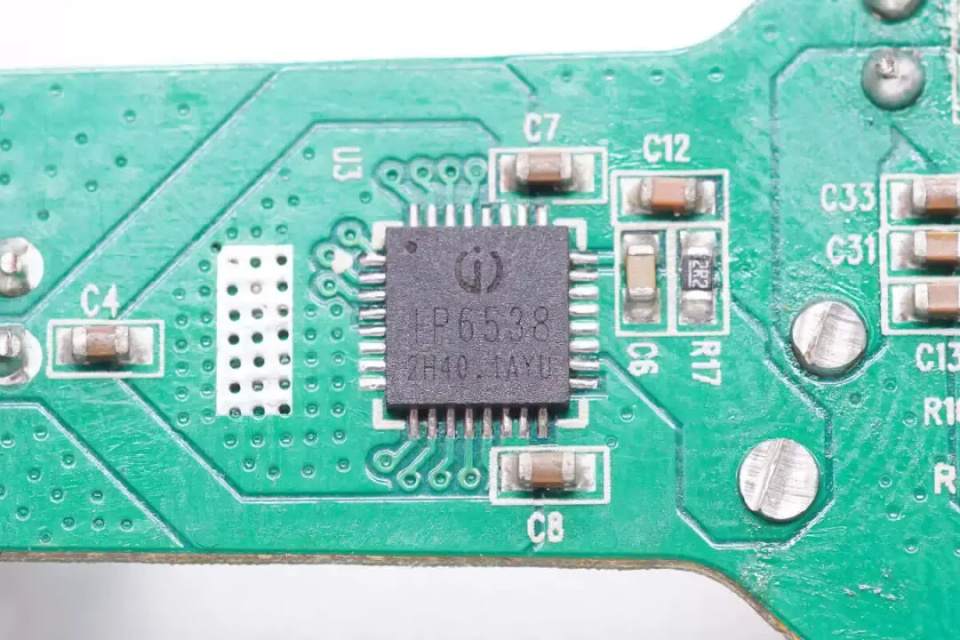 想了解这些年45W以上大功率段车充采用的协议芯片？看这篇文章就够了_腾讯新闻