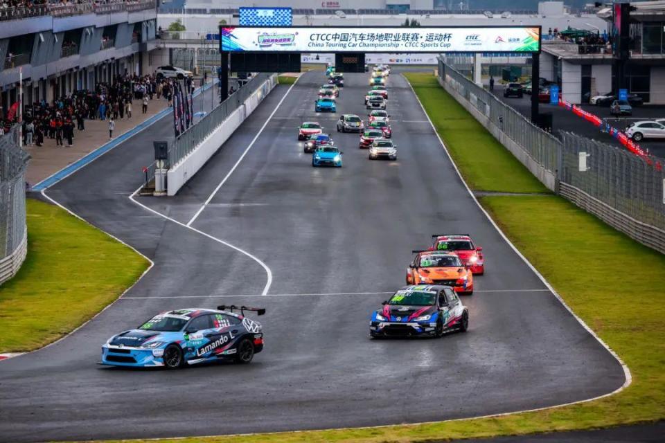 对话全能艺人李治廷 跨界参与CTCC登台夺魁_腾讯新闻