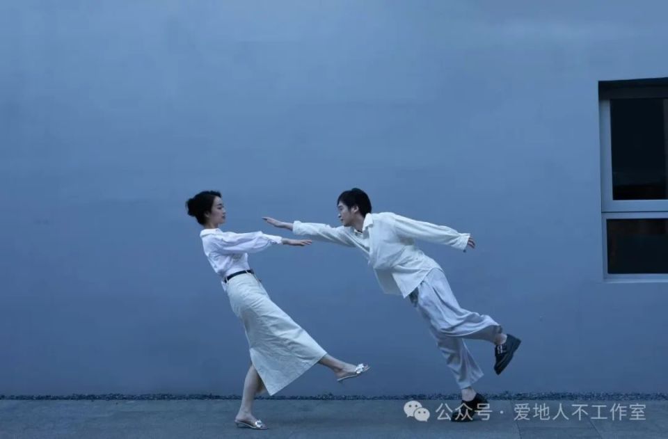 讲道理的说，ZaZaZsu的二专是一张很好听也很讲道理的专辑_腾讯新闻