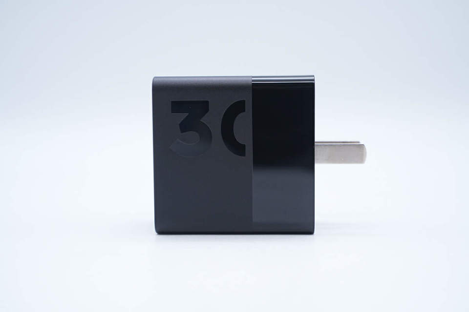 售价80元值不值得买？联想thinkplus 30W氮化镓充电器拆解_腾讯新闻