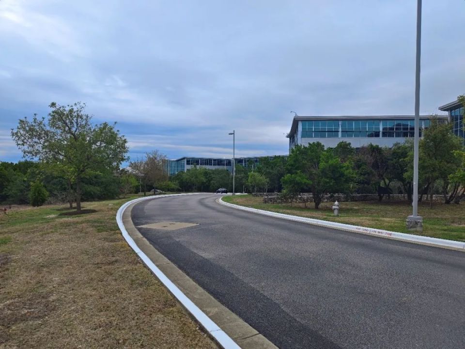 让普通电脑拥有96核心、192线程！新一代AMD锐龙线程撕裂者处理器技术性能完全解密_腾讯新闻