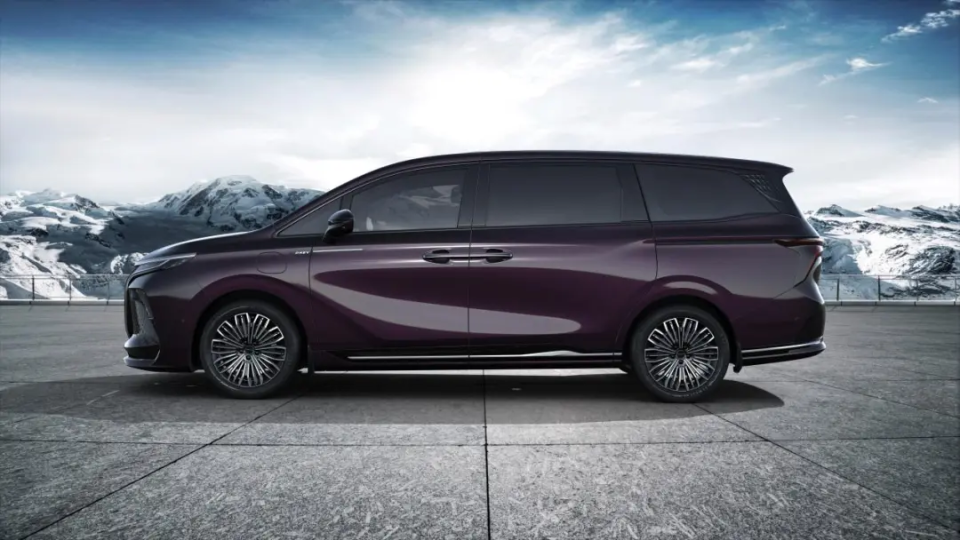 设计“碾压”GL8？东风风行旗舰MPV来袭，上市能超越别克GL8吗？_腾讯新闻