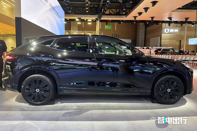腾势官宣：N7“黑武士”版售25.98万！搭高阶智驾，续航702km_腾讯新闻