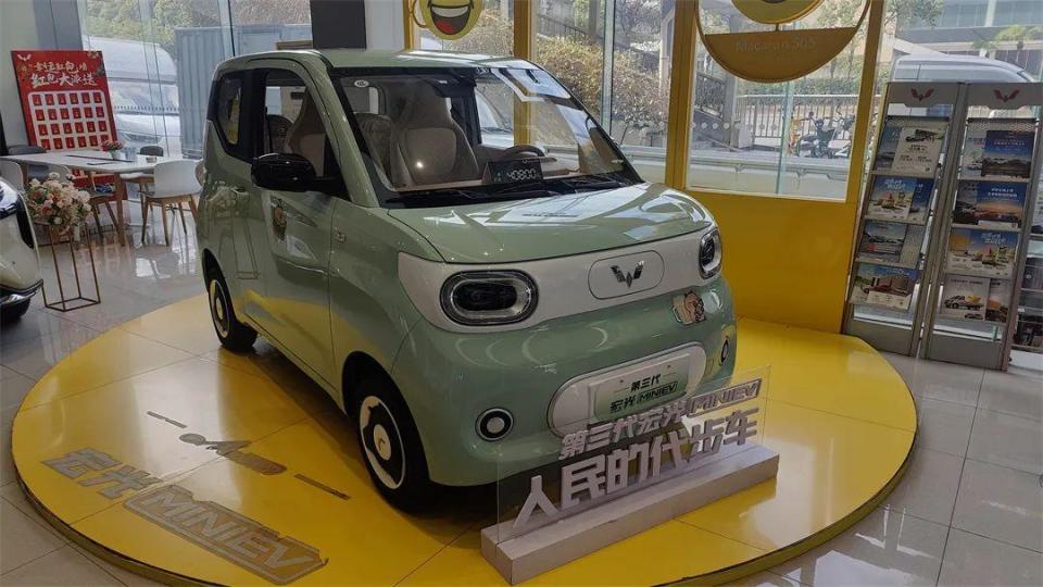 简评五菱宏光MINIEV：4万元的“人民之车”到底是啥样｜独立试驾_腾讯新闻