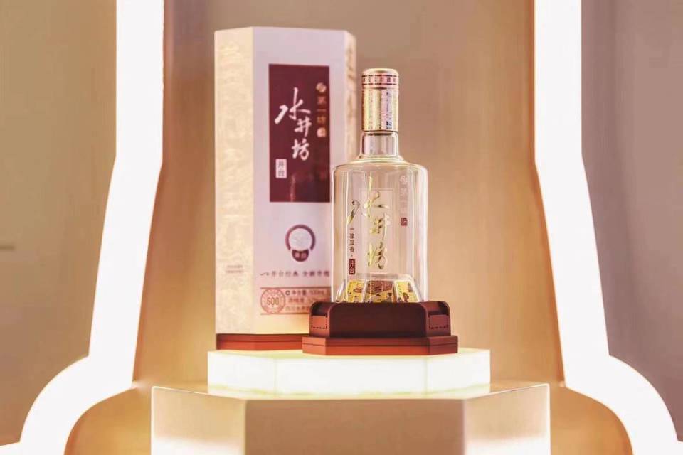 水井坊二季度“如约”重回增长，艾恩华：力争企业长期健康成长_腾讯新闻