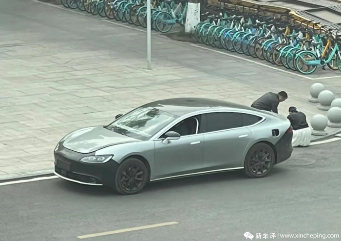 售价30万元起？疑似小米汽车谍照、配置曝光 腾讯新闻