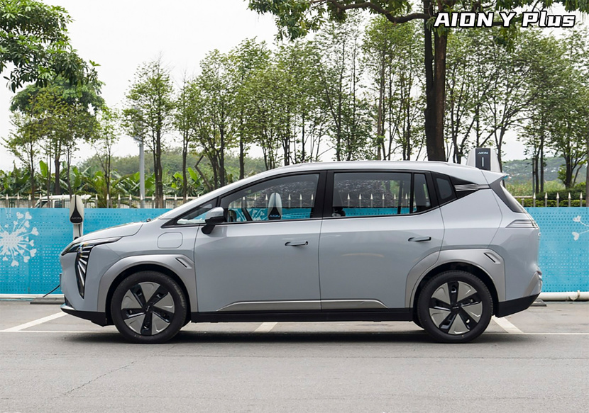 国补末班车，10万级纯电SUV决赛圈，AION Y Plus和银河E5这样选！_腾讯新闻