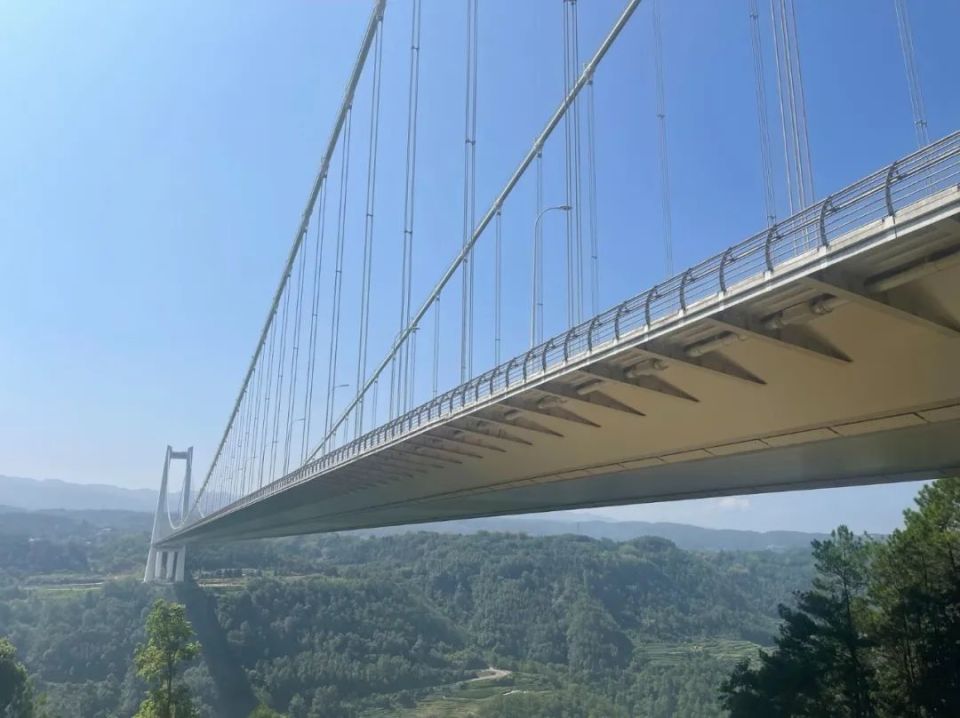 滇缅公路：奇迹的背后，是这个民族的血泪与坚忍！ | 循迹晓讲_腾讯新闻