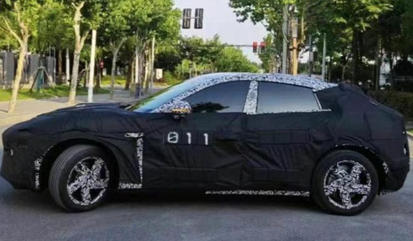 内部代号“MX11”，小米SUV谍照曝光，身形媲美保时捷Macan！_腾讯新闻