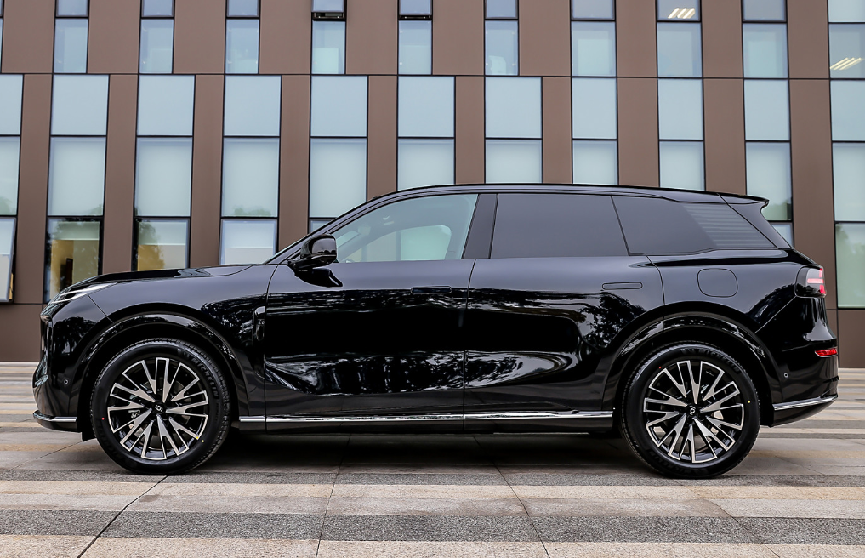 这是留给长安的机遇还是挑战？启源C798登场，设计大师领衔出品_腾讯新闻