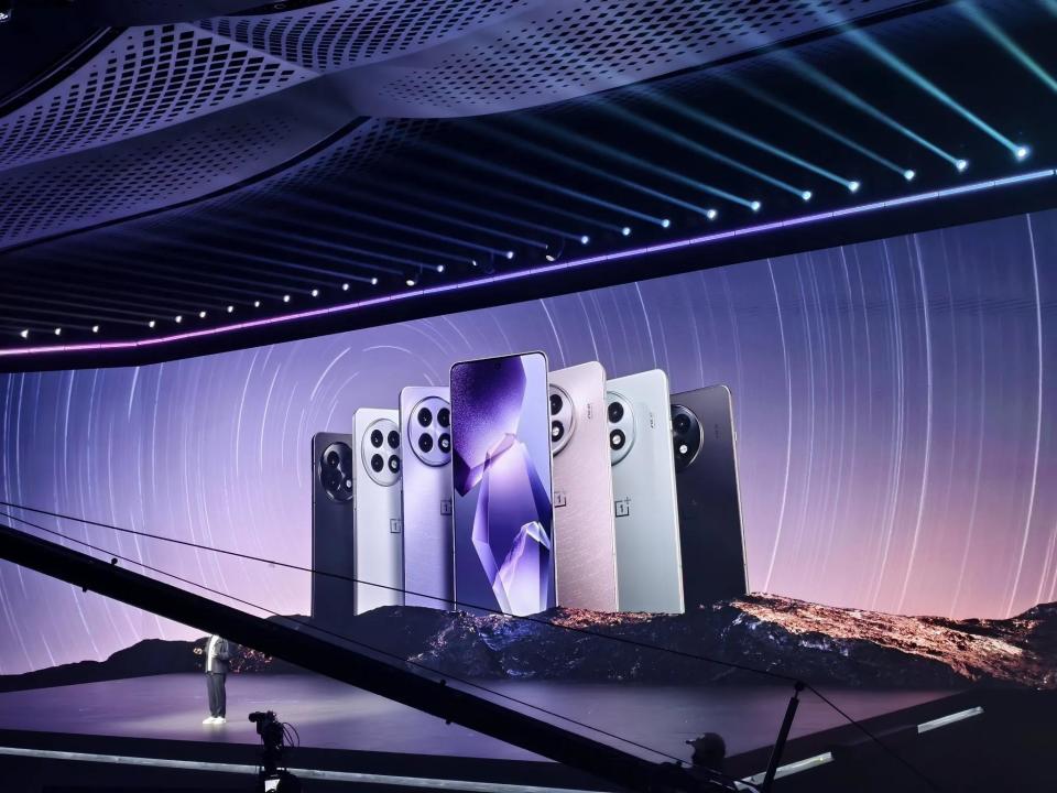 价格真香！一加Ace5系列正式发布，2299元起！_腾讯新闻