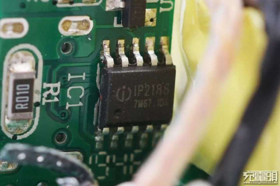 国产半导体行业又一颗璀璨“芯”星，旗下芯片超400款设备采用_腾讯新闻