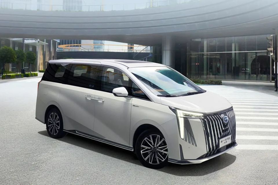 6月MPV销量：别克GL8重回第一，高山第五，MEGA也进前十！_腾讯新闻