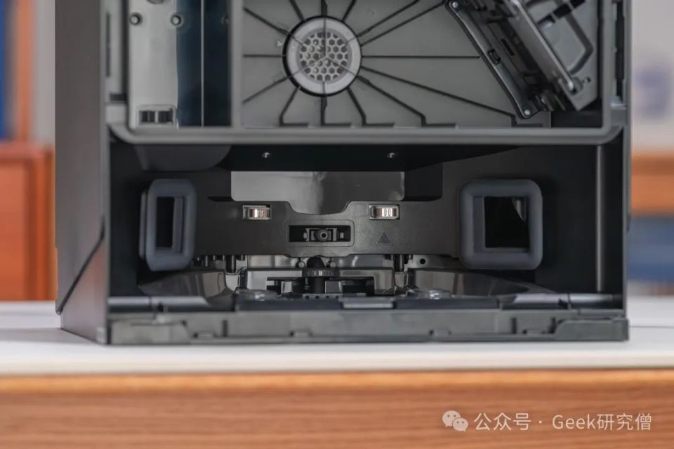 石头 G30 Space 探索版测评：仿生机械手是真革命还是假噱头？_腾讯新闻