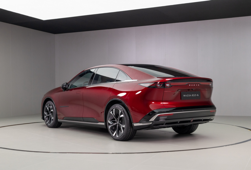 售13.98万起，马自达EZ-6正式上市！基于长安EPA平台，马6继任者_腾讯新闻