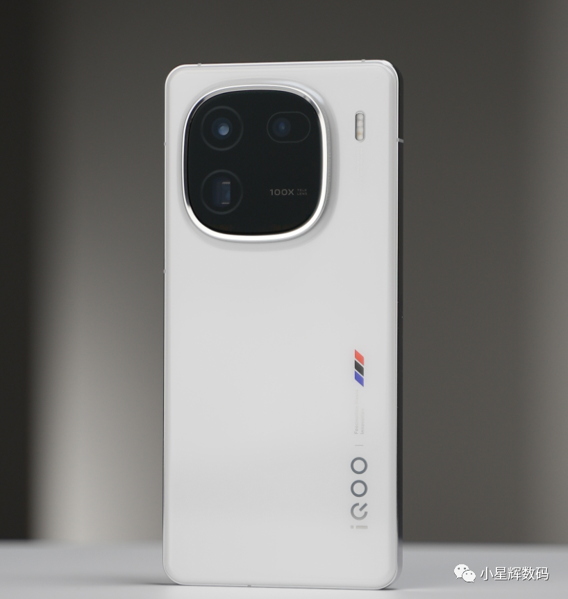 vivo更激进了！骁龙8Gen3+16GB+1TB+100倍变焦，仅4699元_腾讯新闻