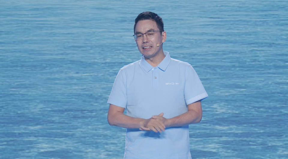 首搭激光雷达 配置升级 比亚迪2025款海豹&海豹07DM-i售13.98万元起_腾讯新闻