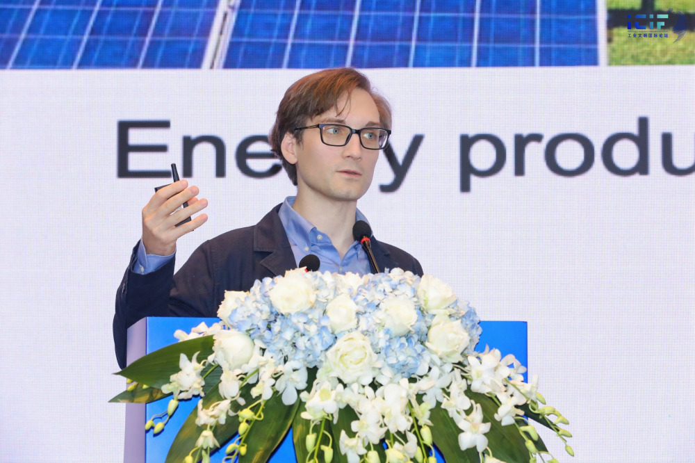 多智能体系统如何与AI联系？上海纽约大学助理教授Mathieu Laurière：通过深度神经网络的参数化尽可能接近现实情况_腾讯新闻