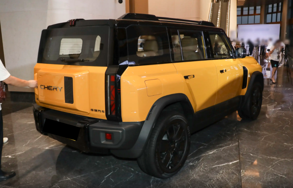 跟iCAR系列有啥区别，奇瑞风云X3L越野味十足，搭载1.5T增程动力_腾讯新闻