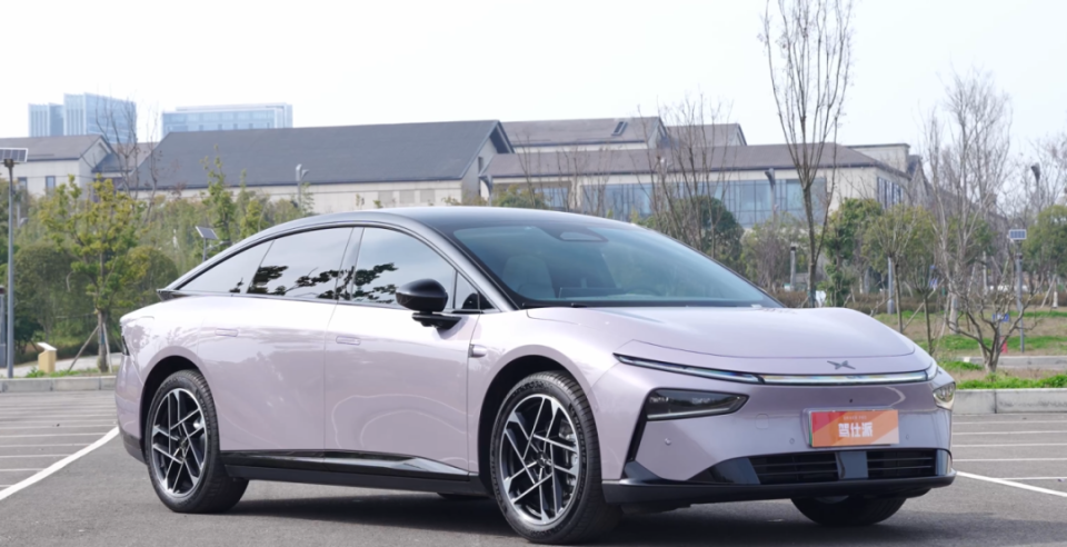 小米SU7/极氪007/Model 3/小鹏P7+高速续航实测：是谁把“续航王”拉下马？｜极速焦虑_腾讯新闻