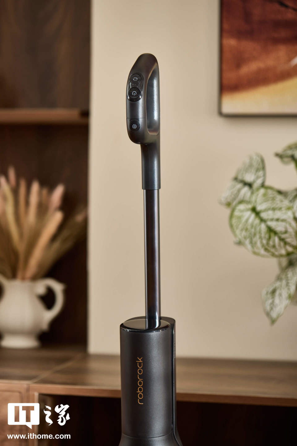 石头首创蒸汽 + 热水双效洗地：石头智能洗地机A30 Pro Steam实拍_腾讯新闻