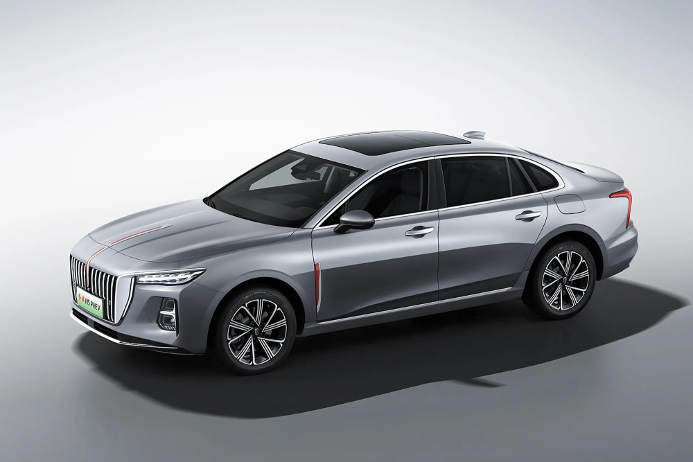 汉DM-i对手出现！红旗H5 PHEV实测续航1707km，混动豪华新标杆！_腾讯新闻