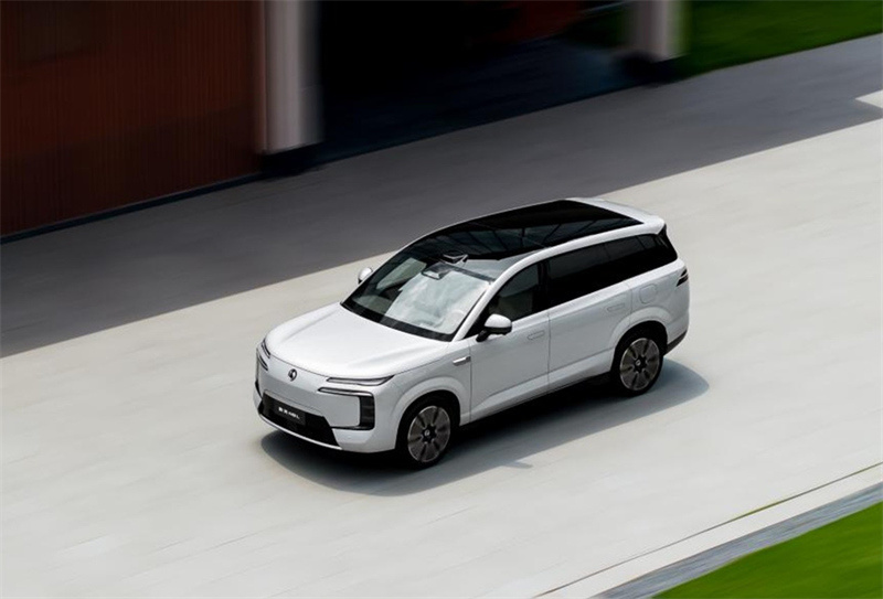 N9高开低走，腾势加推N8L强攻大型SUV市场_腾讯新闻