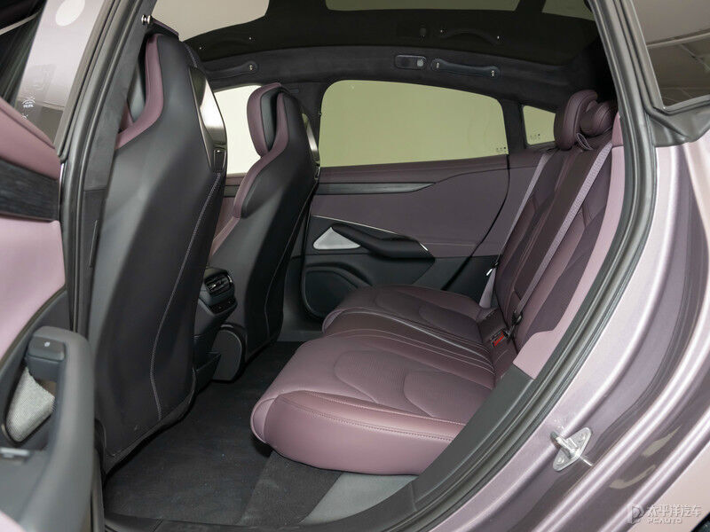 24.98万！新款智界S7上市！入门705km续航，其他款降2万…小米SU7都不香了？_腾讯新闻