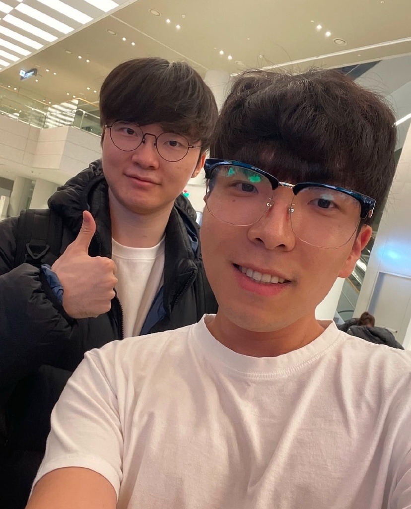 “承认被Faker打出阴影图”火了，Chovy袒露心声，走不出李哥压力_腾讯新闻