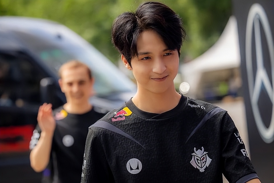 G2零封TES后，HansSama：T1状态不稳定，我们还有隐藏底牌_腾讯新闻