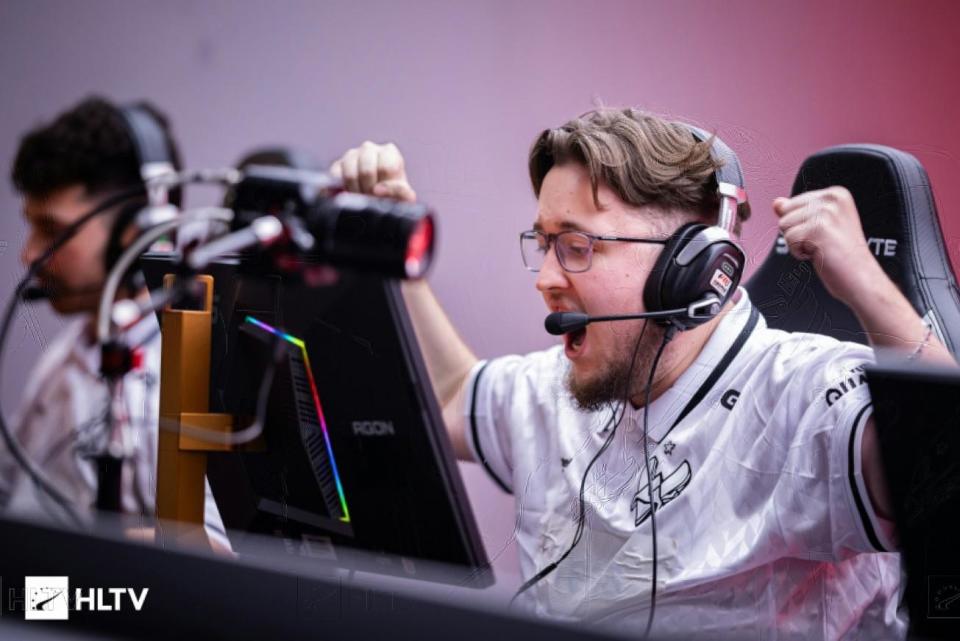 TOP1竞争愈演愈烈！上海Major半决赛：老鼠vs绿龙；G2战FaZe_腾讯新闻