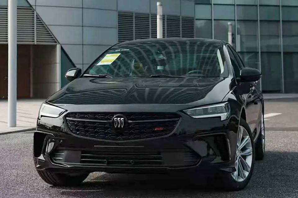 新款君威GS再曝光，高颜值回归，配2.0T+9AT动力，能火？_腾讯新闻