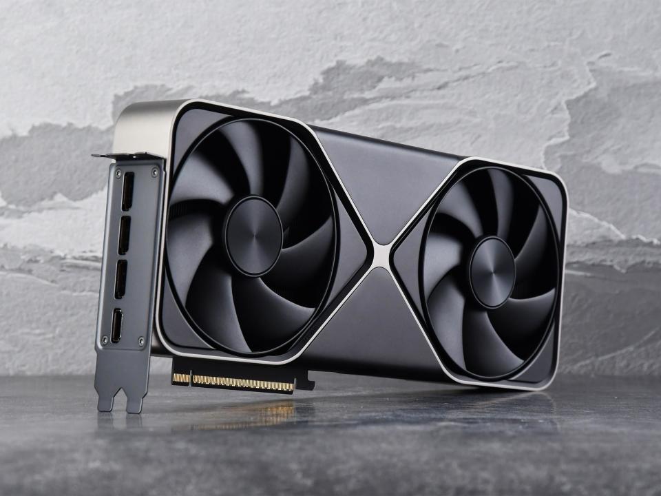 NVIDIA GeForce RTX 5080 FE首测 DLSS 4再次引领时代_腾讯新闻