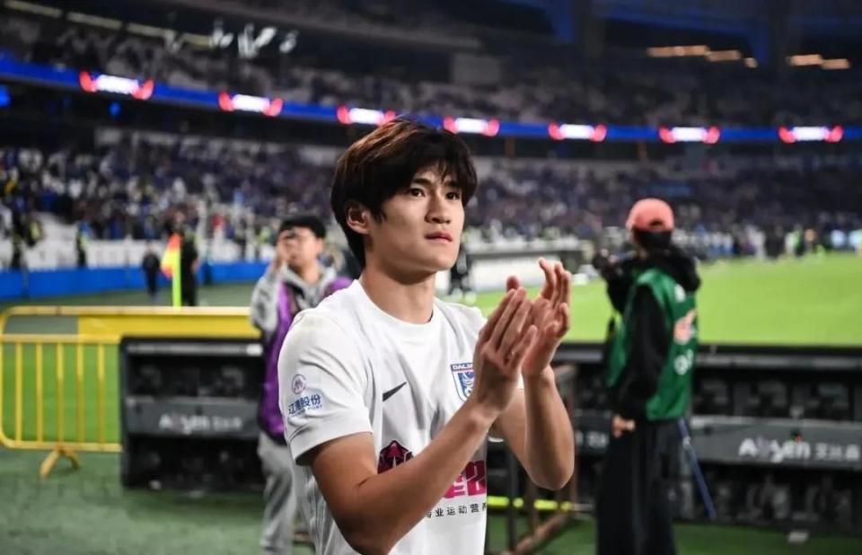 中超前瞻！大连英博全力以赴，上海海港能否捧杯？_腾讯新闻