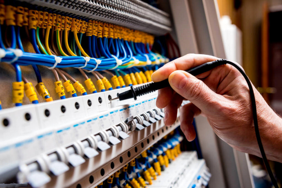 考上这4个大学专业，不用再读研，毕业就有工作，并且发展前景好，可了解_腾讯新闻