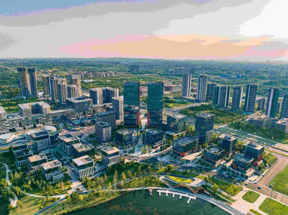 透过企业看园区 解码四川天府新区园区经济“发展密码”_腾讯新闻