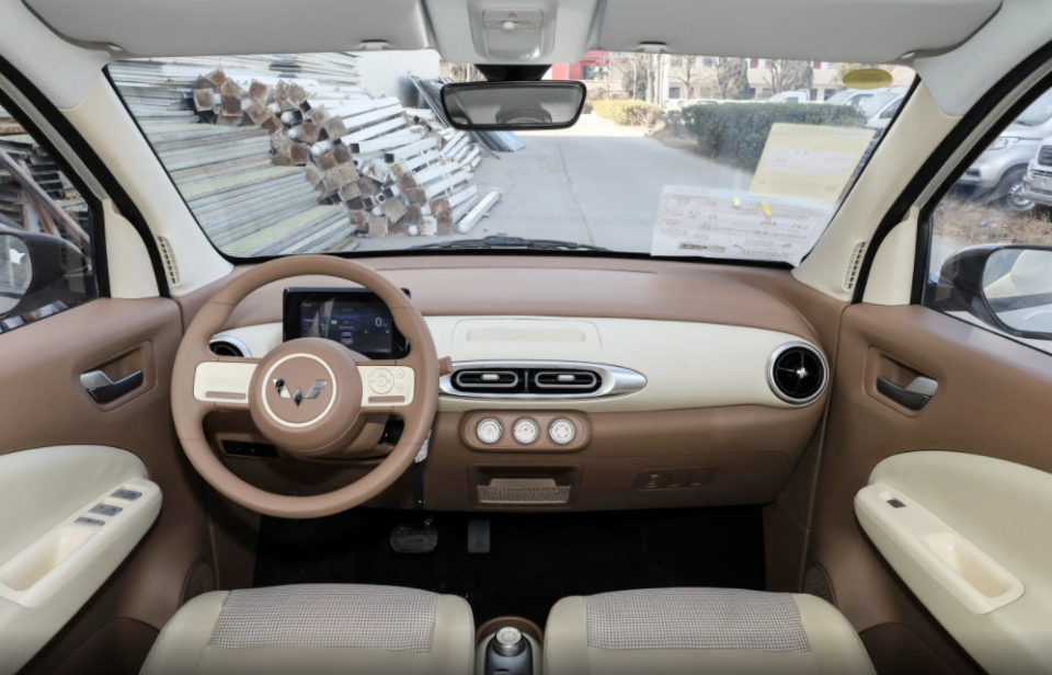 解析25款五菱宏光MINIEV各版本配置差异，哪款更值得选？_腾讯新闻