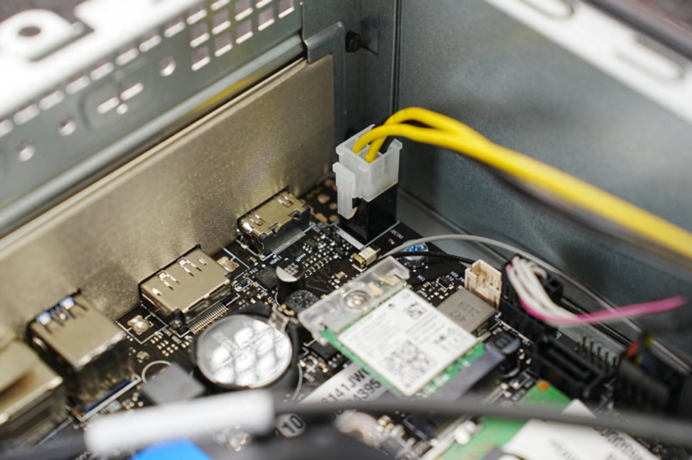 你买不推荐，我买我真买——1999的机械革命无界M5台式机值否？_腾讯新闻