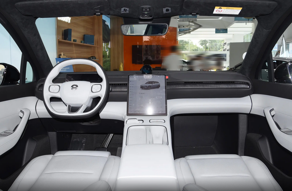 30万价位油电对比，是追求稳妥买宝马X3，还是选择蔚来ES6？_腾讯新闻