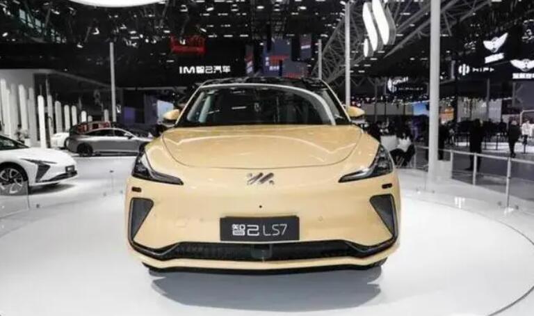 智己4月销量：智己LS7售1930台，智己L7遗憾失速_腾讯新闻