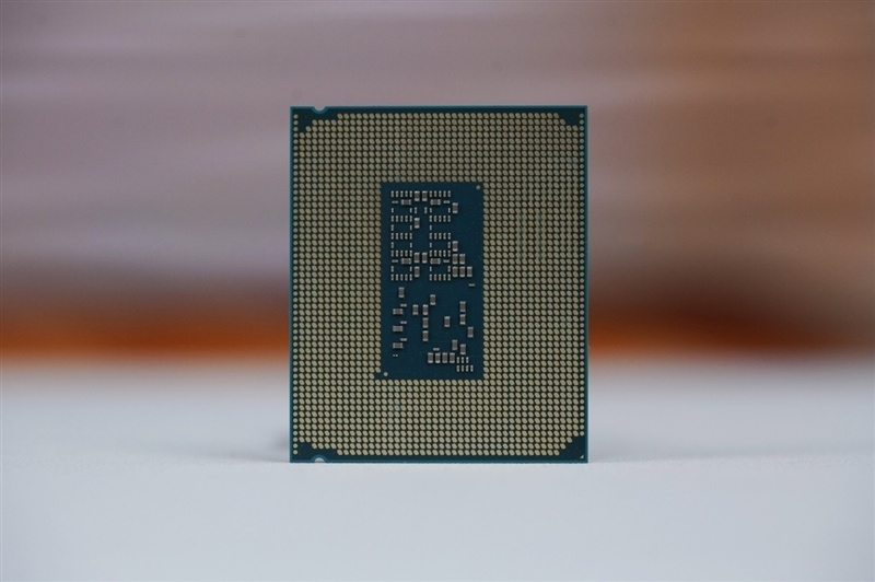 功耗比锐龙7还低！Intel酷睿Ultra 9 295K首发评测：游戏性能一言难尽_腾讯新闻