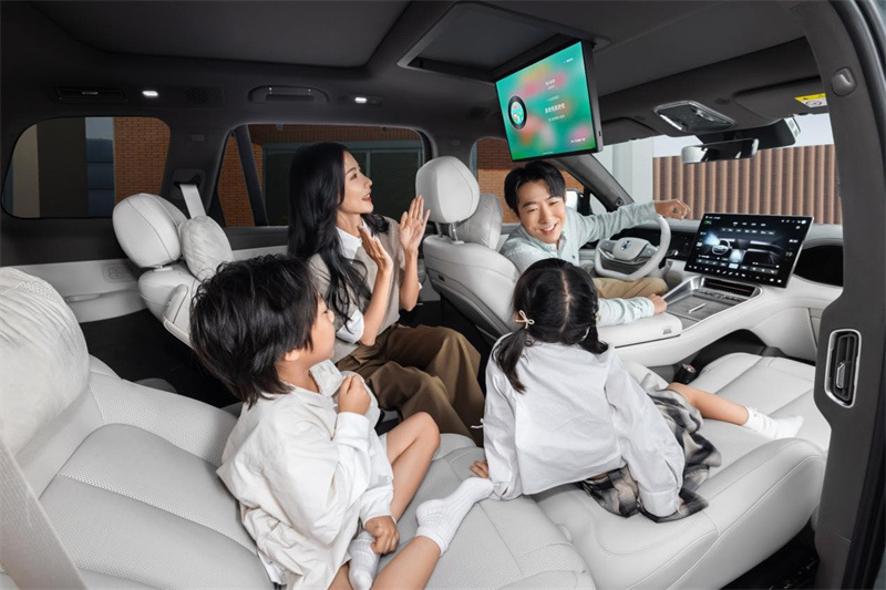 N9高开低走，腾势加推N8L强攻大型SUV市场_腾讯新闻