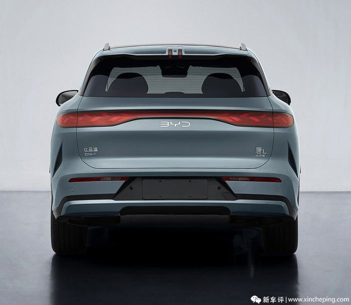 580kW后电机，零百2.7秒，比亚迪在汉L放了什么黑科技_腾讯新闻