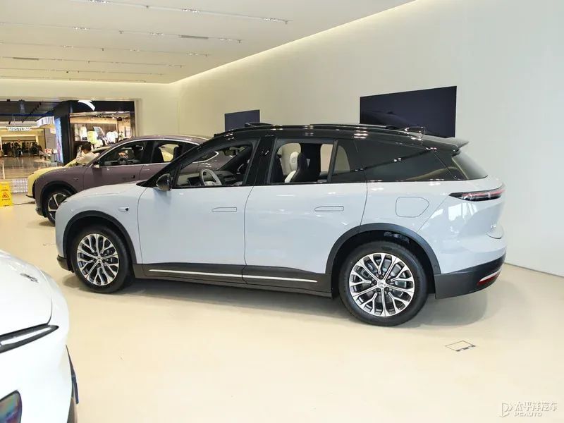 新款蔚来ES6上市，卖26.80万起！NOMI更灵活，换电依旧遥遥领先？_腾讯新闻