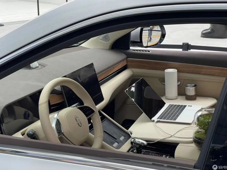 24.98万起的问界新M7：ADS2.0还有大5座，能否遥遥领先？_腾讯新闻