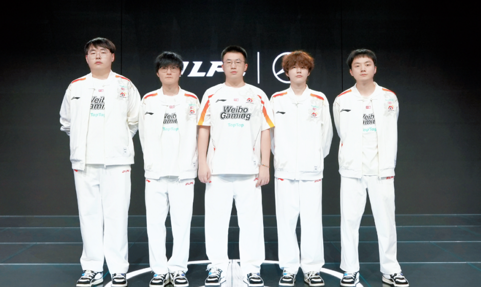 Doinb爆料JDG和WBG彻底摆烂！打完亚洲邀请赛直接解散_腾讯新闻