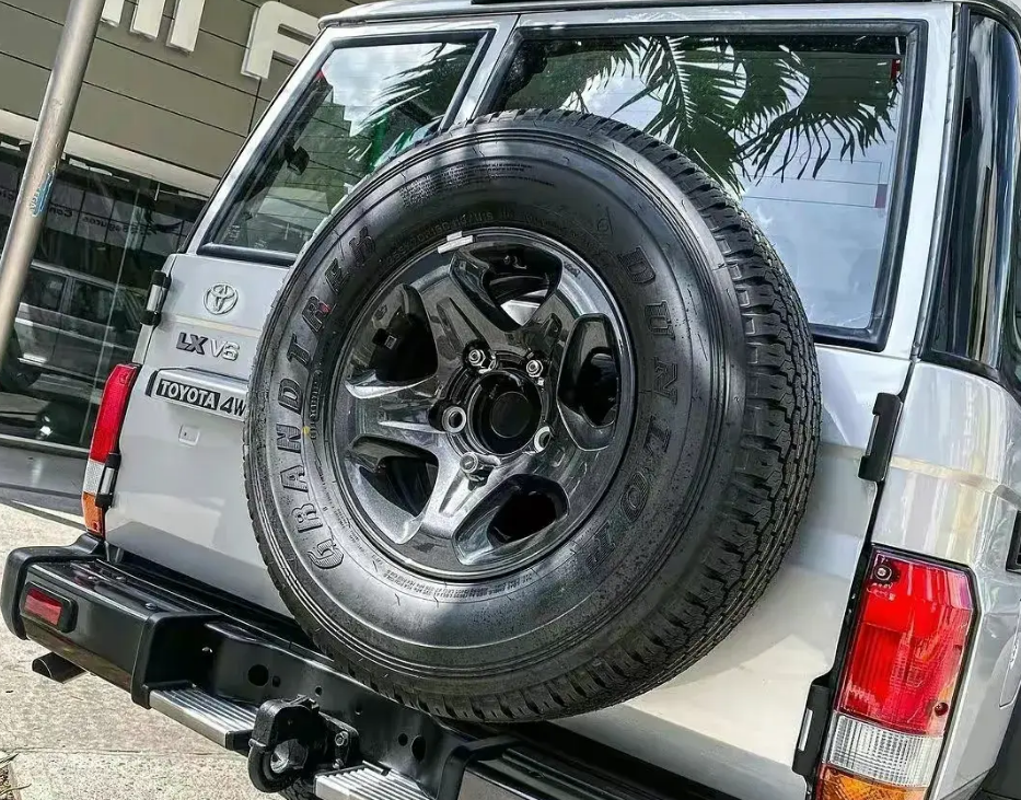 预售价69万！丰田传奇SUV“LC76”进港，性能不输奔驰G_腾讯新闻