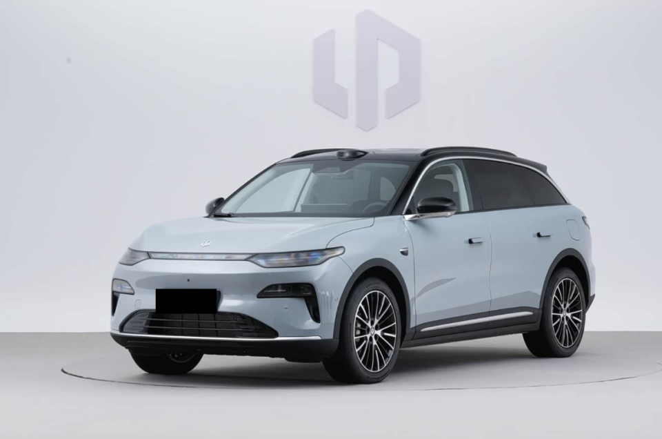 老车主羡慕吗？2026款零跑C11换装800V，续航上涨+内饰大改_腾讯新闻