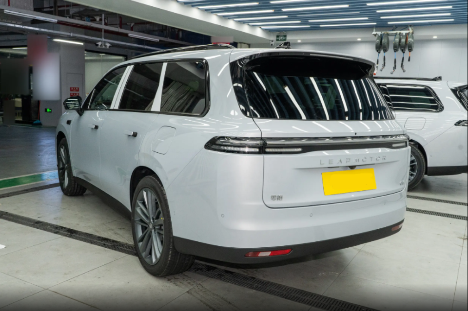 零跑C16车主用车感受，上市即交付，16万买理想L6同款激光雷达_腾讯新闻